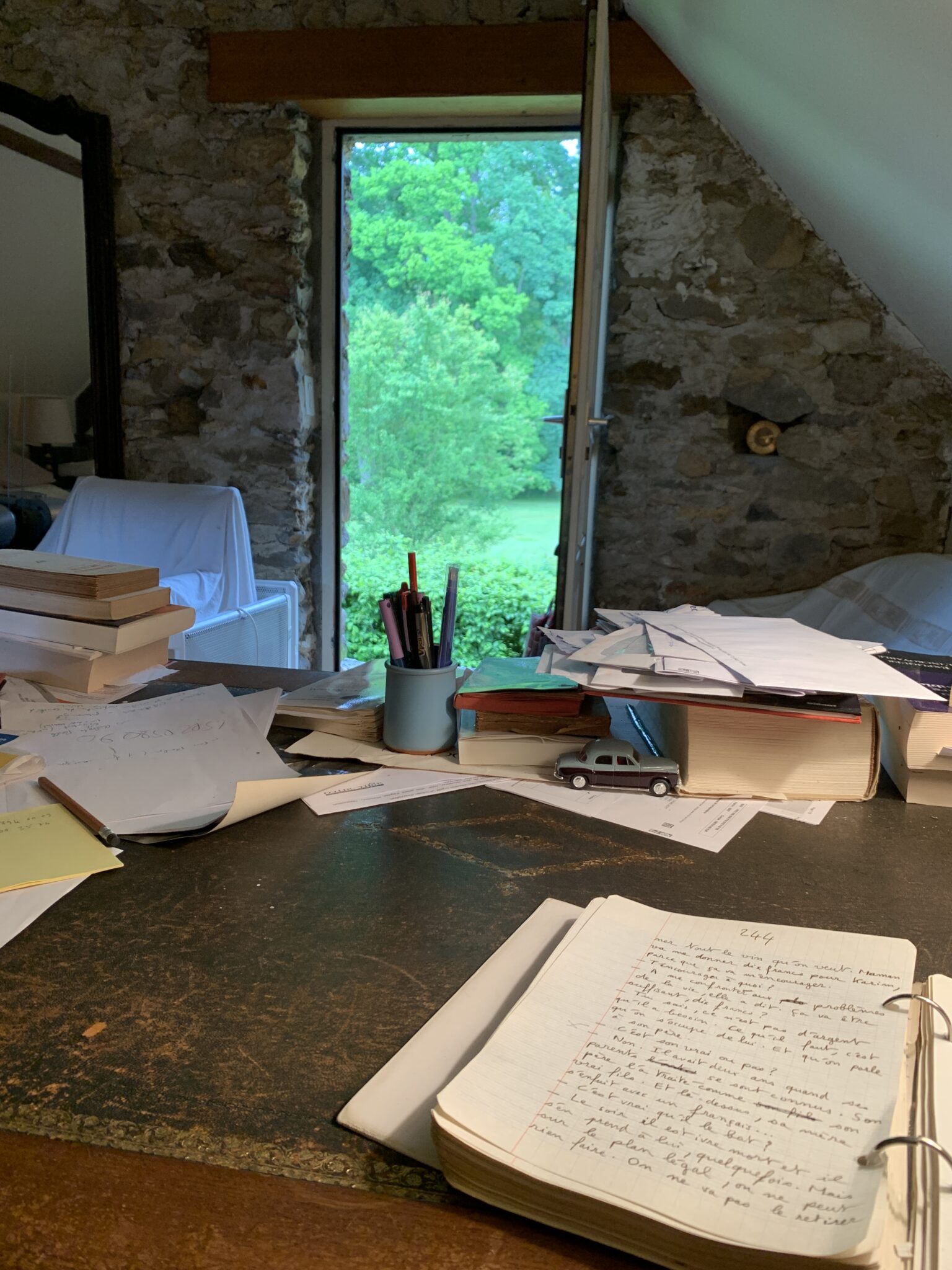 Didier van Cauwelaert. - Grégoire Delacourt.